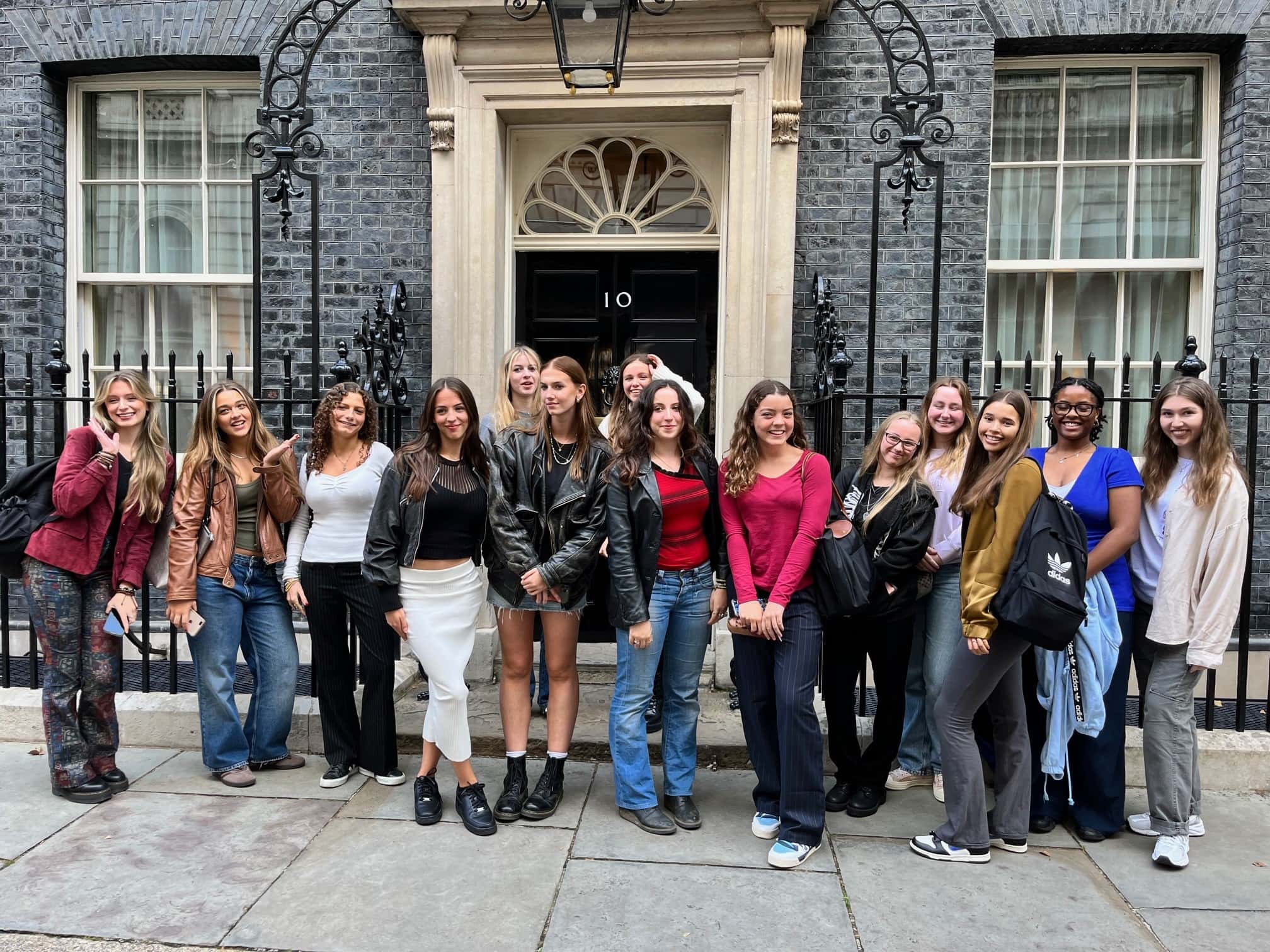 Specialists in 16-18 Education – Esher Sixth Form College